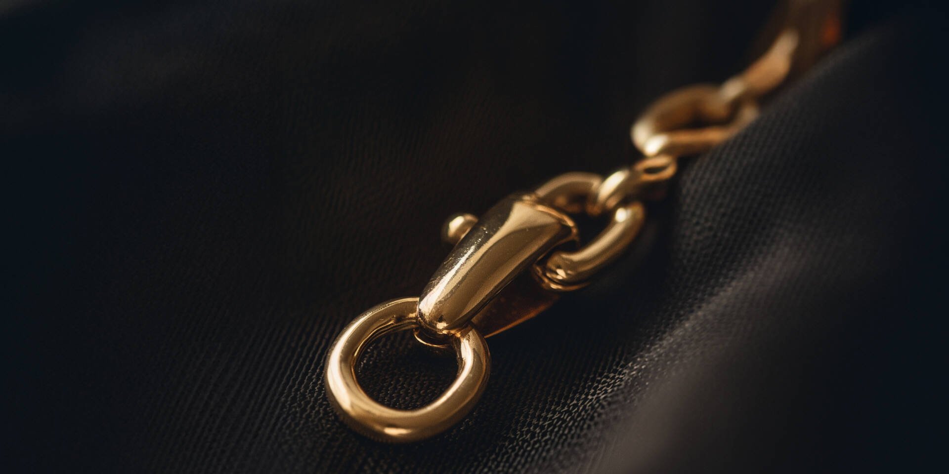 Types of Jewelry Clasps | Ross Simons