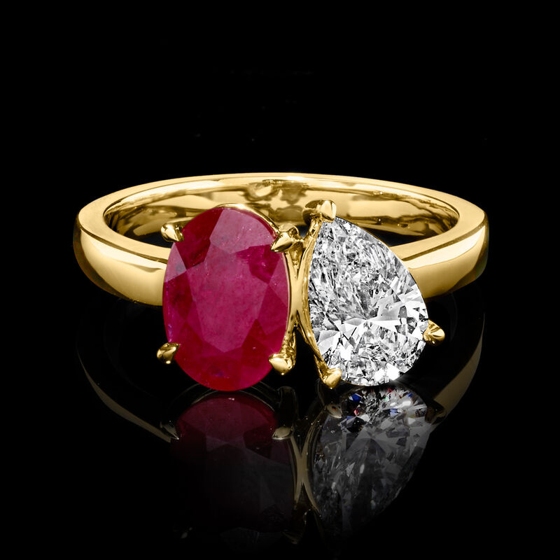 2.00 Carat Oval Ruby and 1.00 Carat Pear-Shaped Lab-Grown Diamond Toi et Moi Ring in 14kt Yellow ...